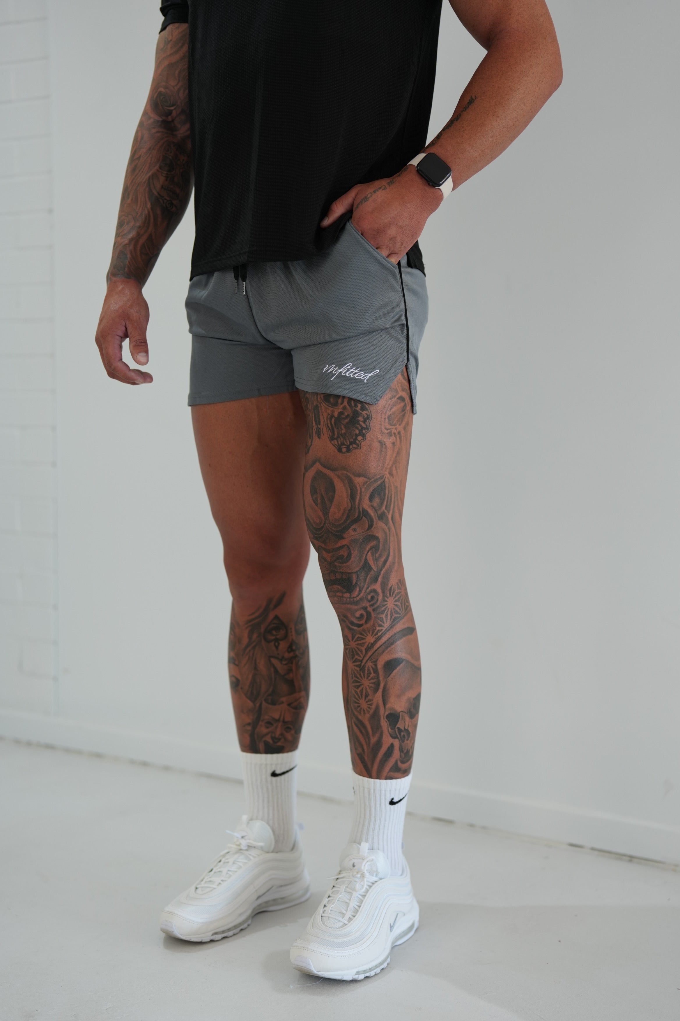 V ACTIVE MESH SHORTS – VNFITTED